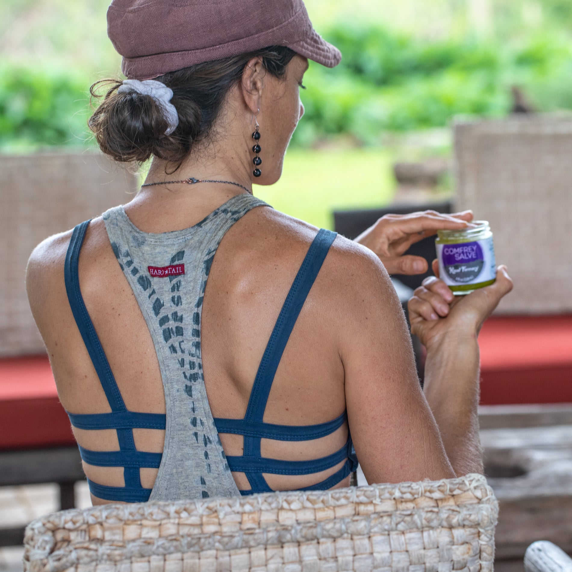 Comfrey Cast, Root Powder, topical compound for bones, sprains ...